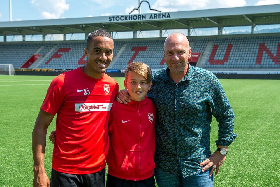 Männerspiel spielende Spielmänner | Berner Oberländer