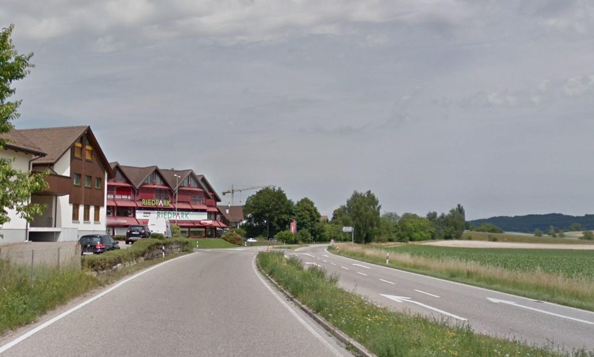 Kanton Zürich testet, ob neue Verkehrsführung in Neerach weniger ...