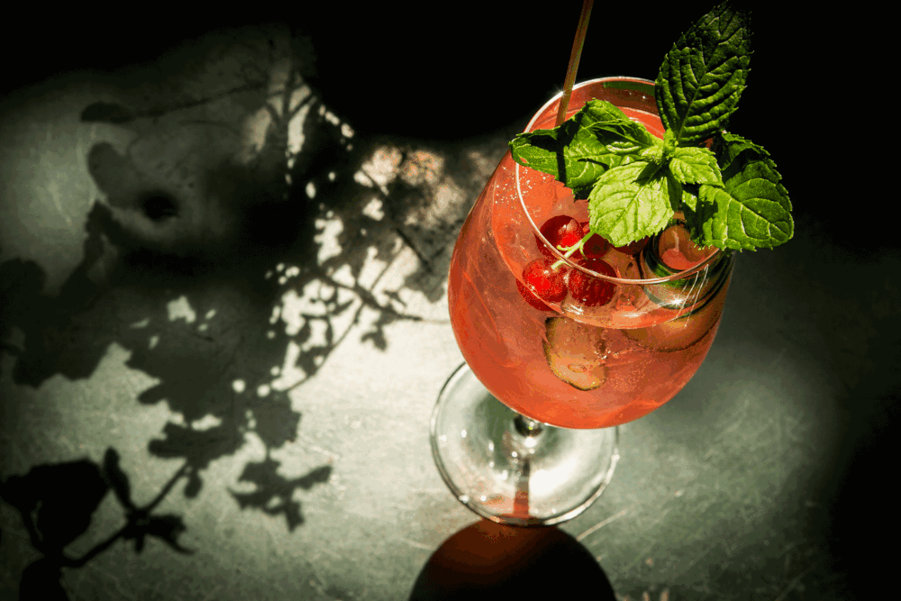 Basler Bars, Coop, Migros: Alkoholfreie Drinks sind im Trend | Basler ...