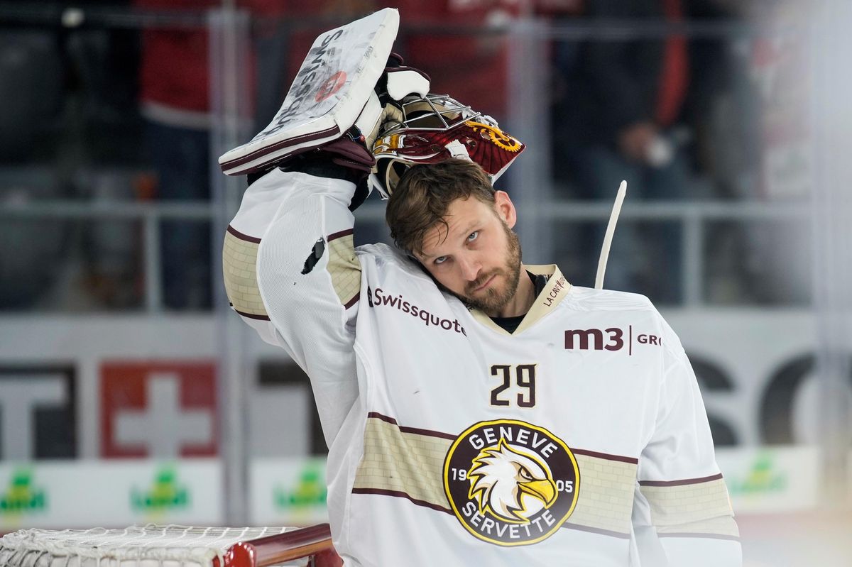 Hockey sur glace: Les arbitres auront-ils Robert Mayer à l’oeil pendant ...