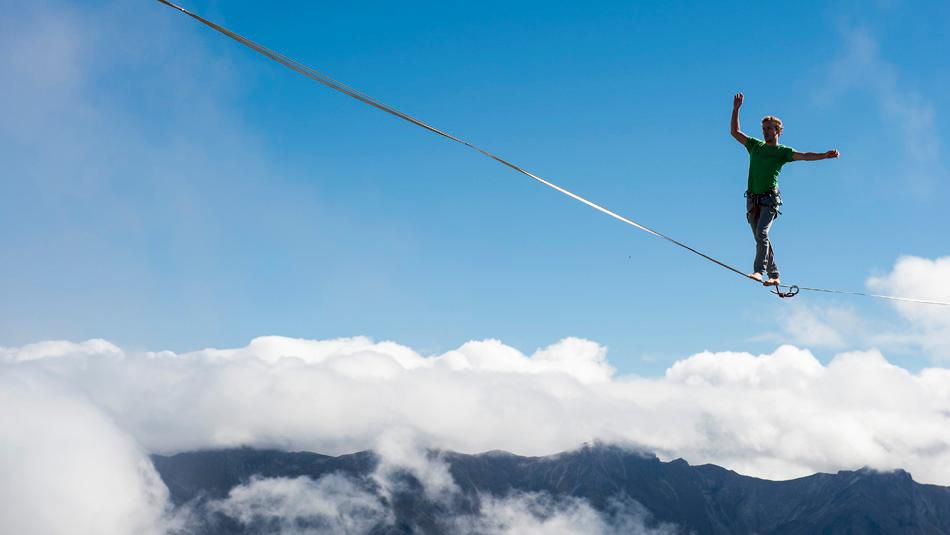 Raymond Bär: «Von Bitcoin zu Blockchain umgeschichtet» | Finanz und ...