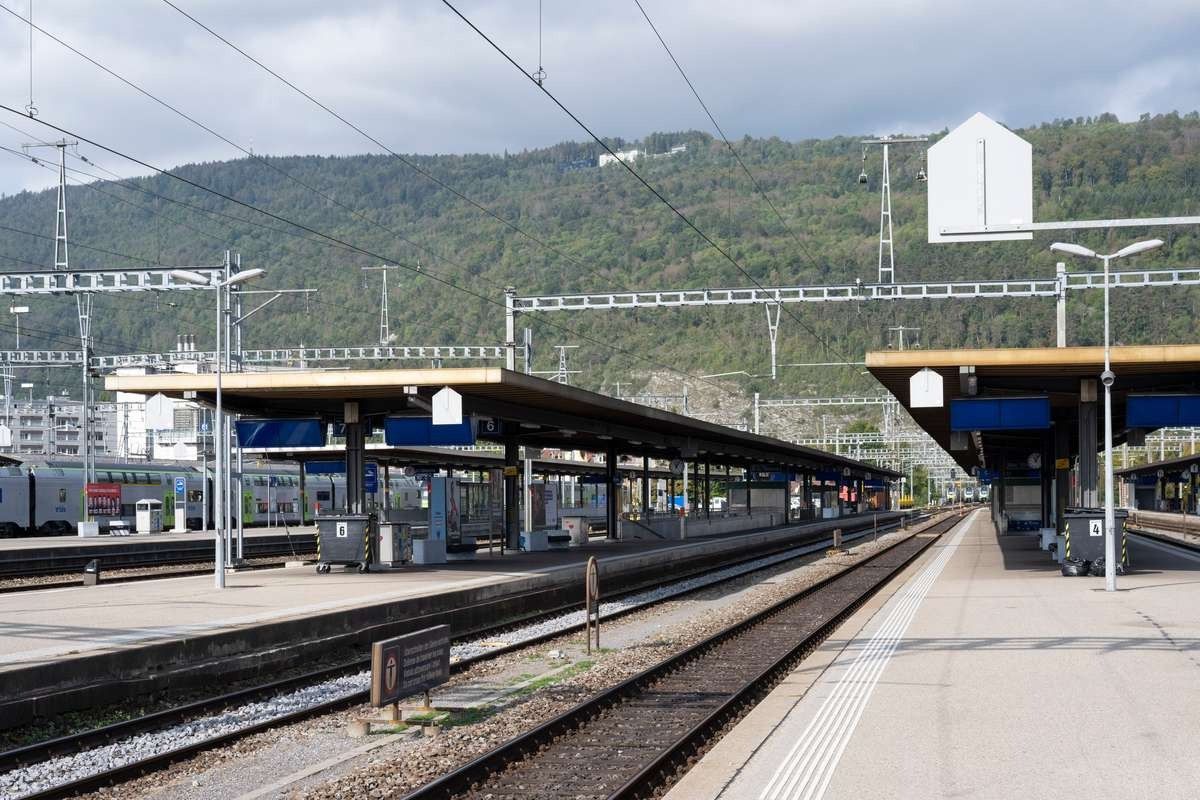 Kapazität wird ausgebaut: Dieses Wochenende ist der Bahnhof Biel ...