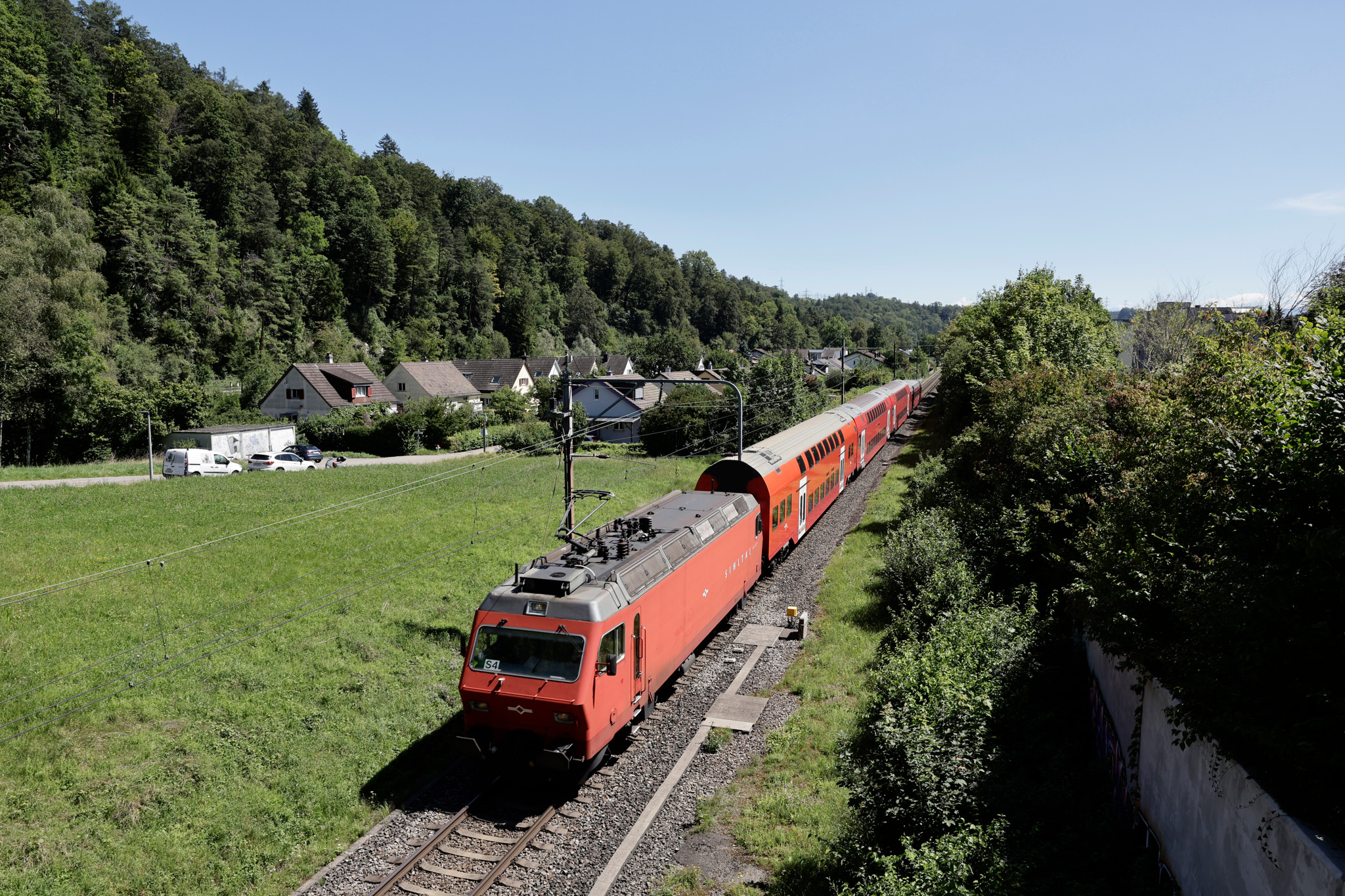 SZU: Stadler Rail liefert 17 neue Züge an die Sihltalbahn | Tages-Anzeiger