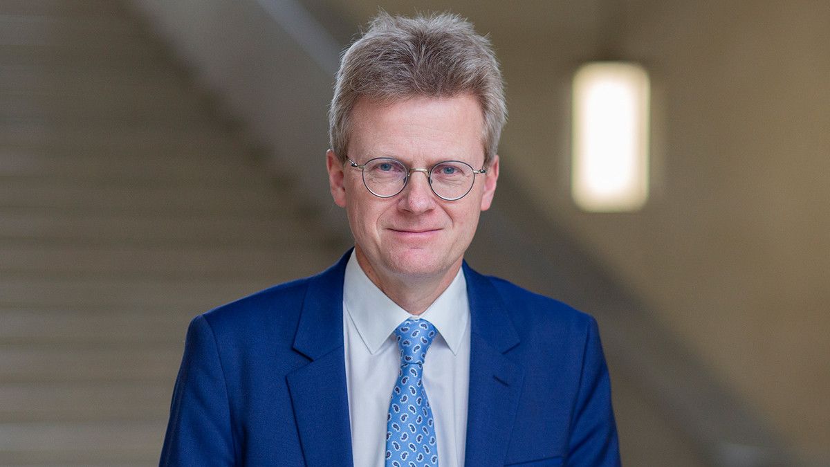 Interview mit Rechtsprofessor : «Ich rechne eher mit einer Abweisung ...