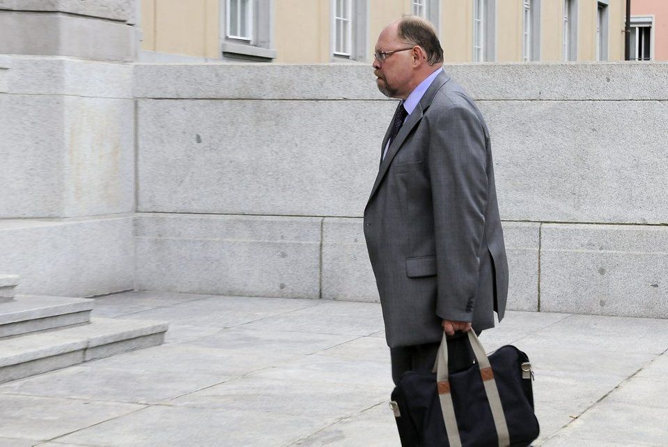 Ex-Anlagechef der BVK im Gerichtssaal verhaftet | Der Bund