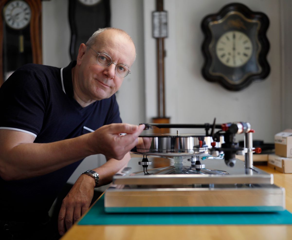 Menschen im Unterland: Roger Haller (61), Feinmechaniker aus Bülach ...