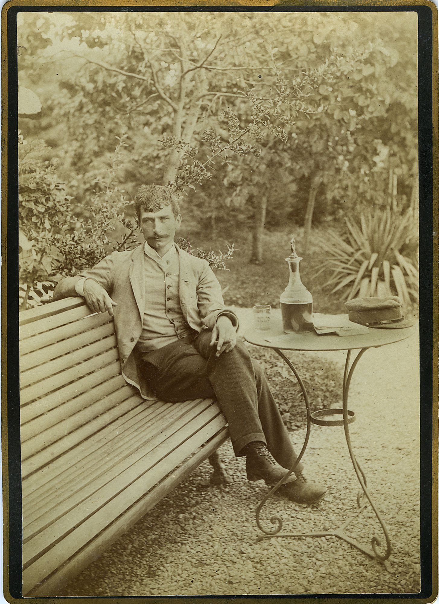 Exposition à Aigle: On lève le verre avec Marius Borgeaud | 24 heures