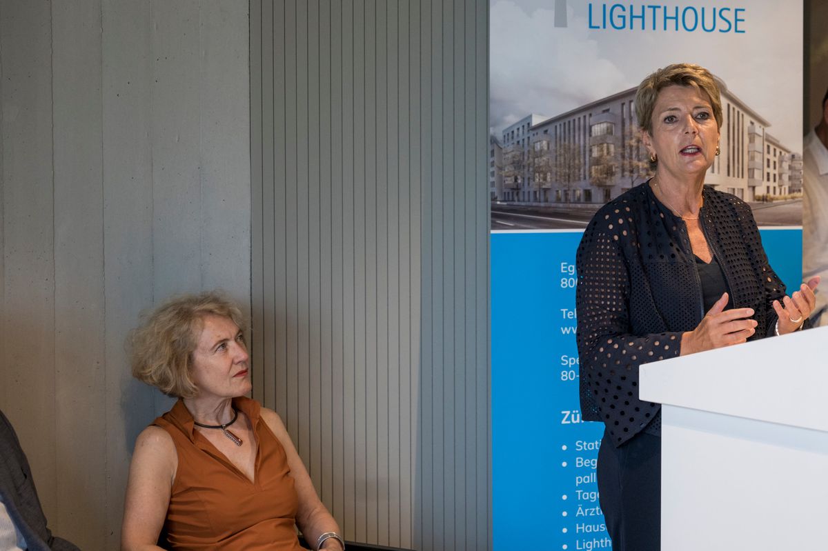 Neues Palliativzentrum in Zürich: Bundesrätin gibt Lighthouse die Ehre | Tages-Anzeiger