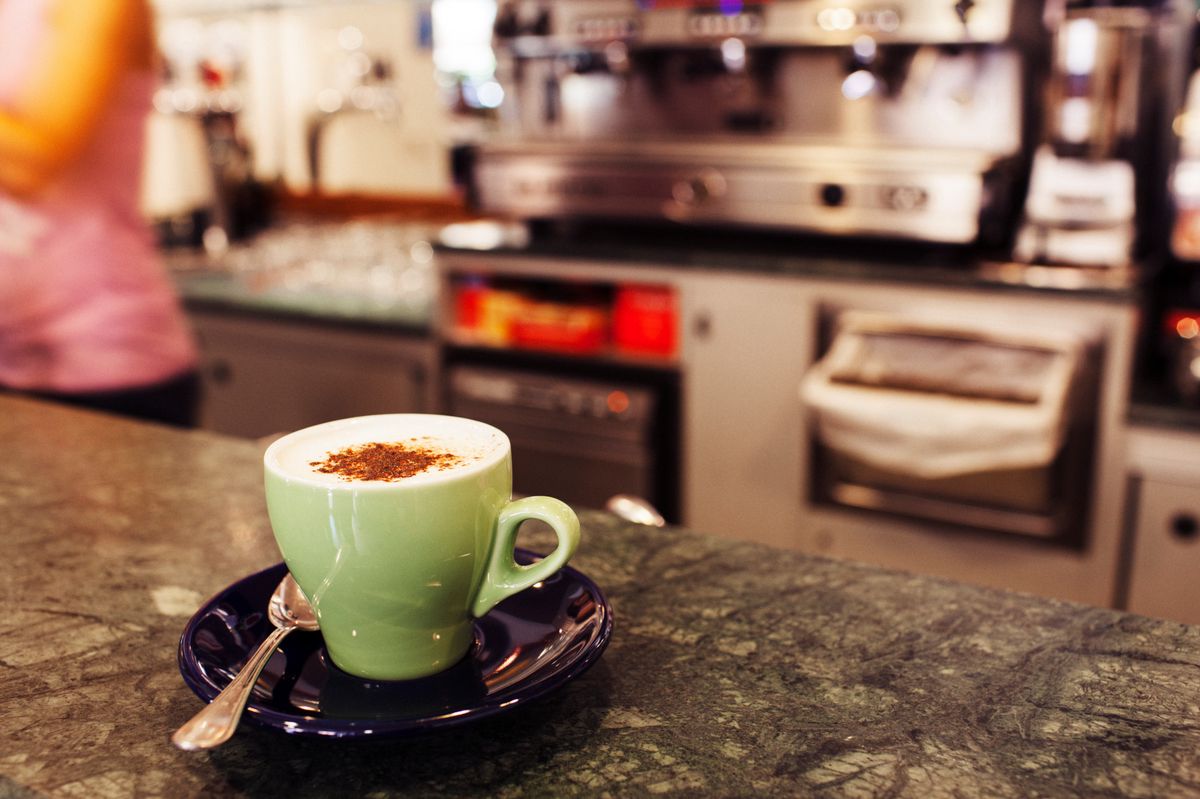 Krise im Gastgewerbe: Italien sorgt sich um seine Caffè-Bars | Berner ...