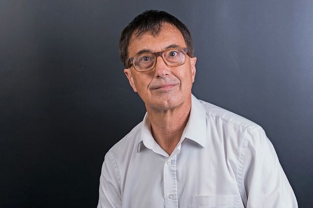 Yves Laplace se raconte tout en réveillant «L'Exécrable» | Tribune de ...