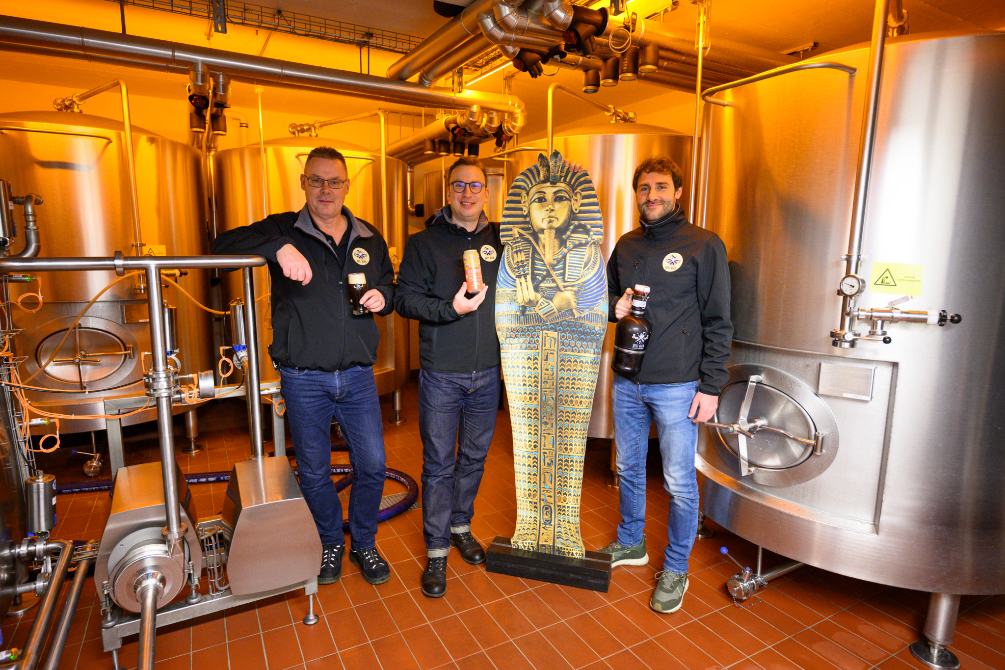 Basler Brauerei feiert Jubiläum: «Das Ueli Bier ist aus einer mittleren ...