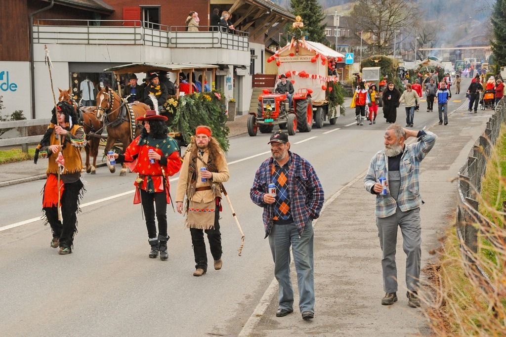 Die Spass-Parade der Ledigen | Berner Oberländer