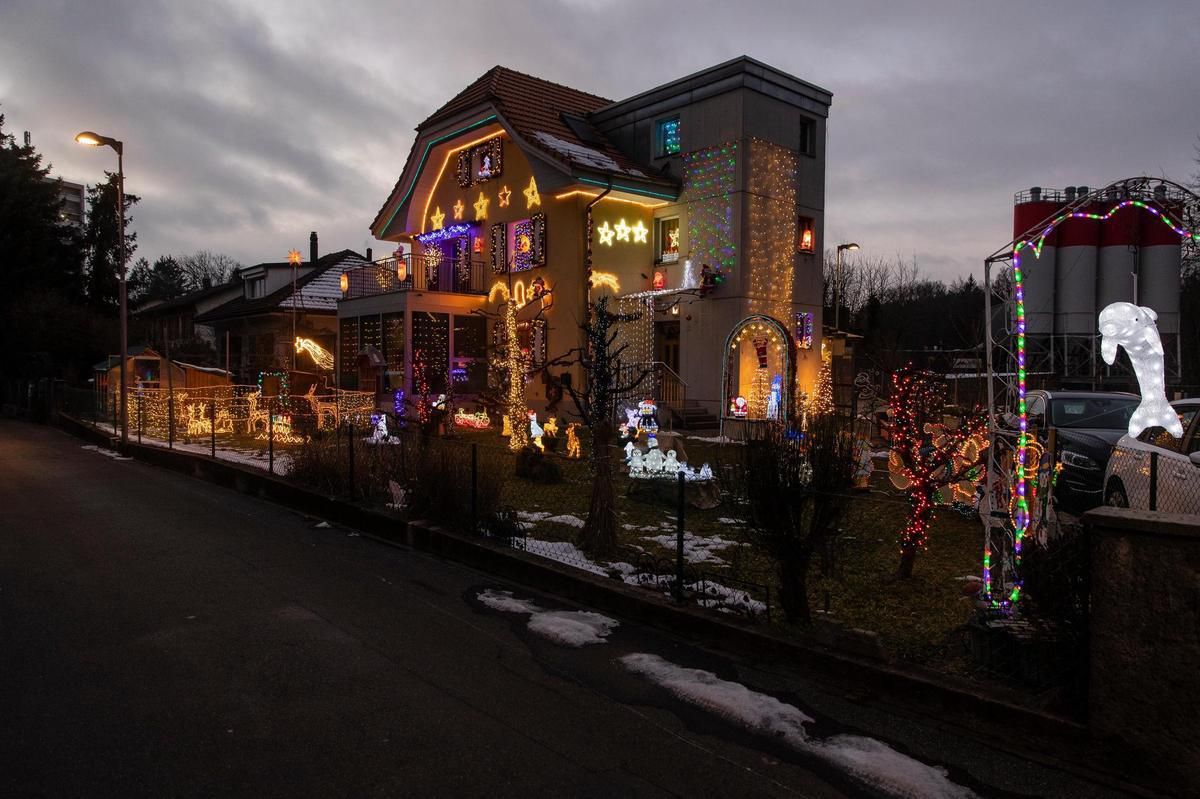 Wunderbare Weihnachtsbeleuchtung – Wo die Lichter die Nacht erhellen ...