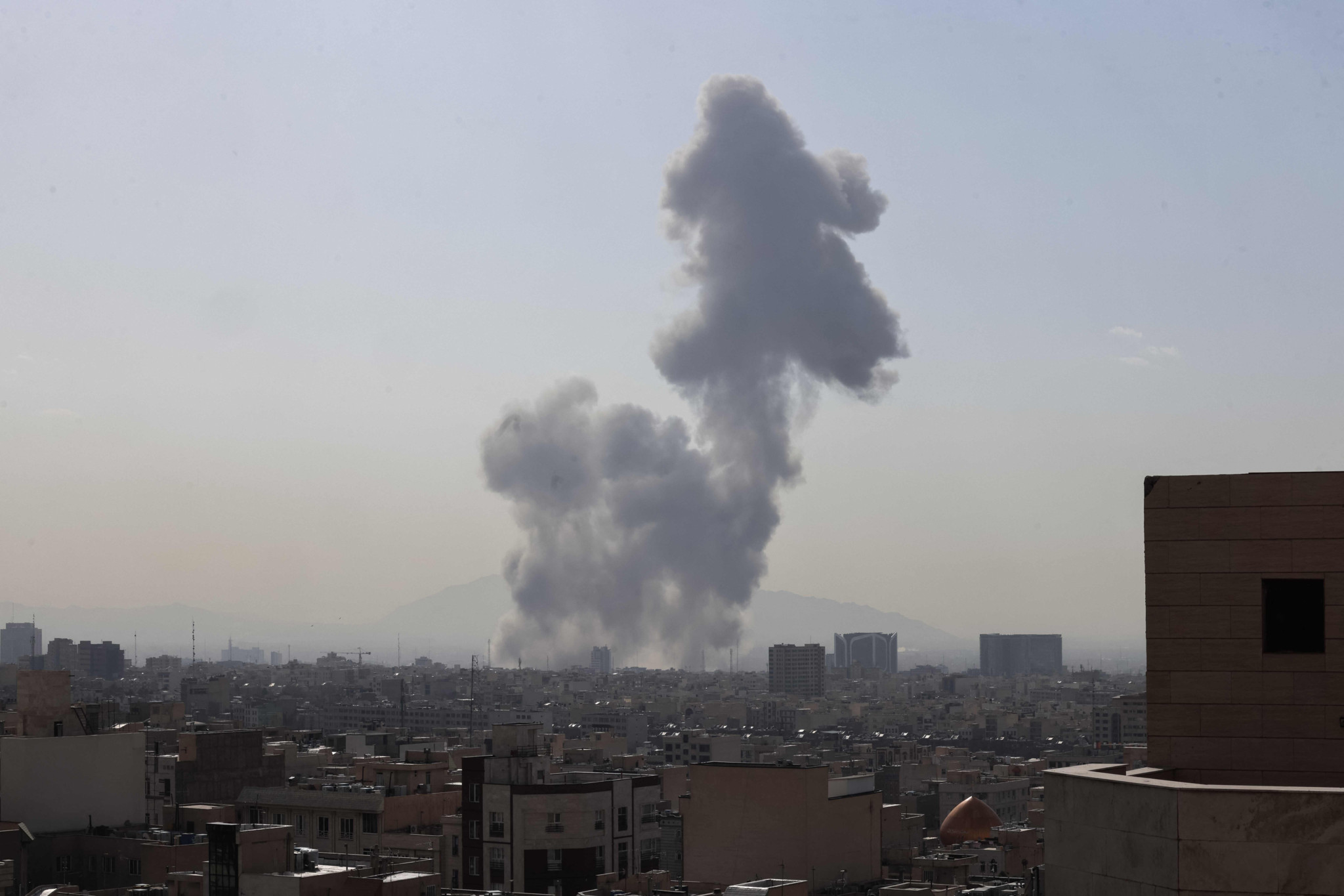 Iran: un demi-siècle de conflit avec les États-Unis