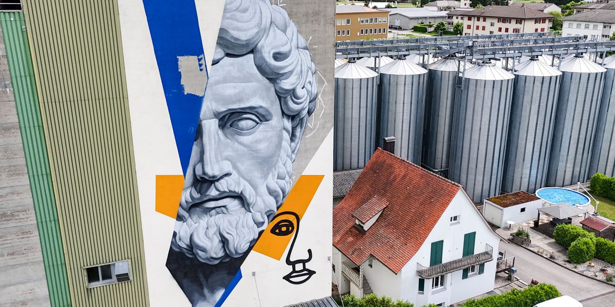 Avenches: une fresque géante de Marc Aurèle orne un silo