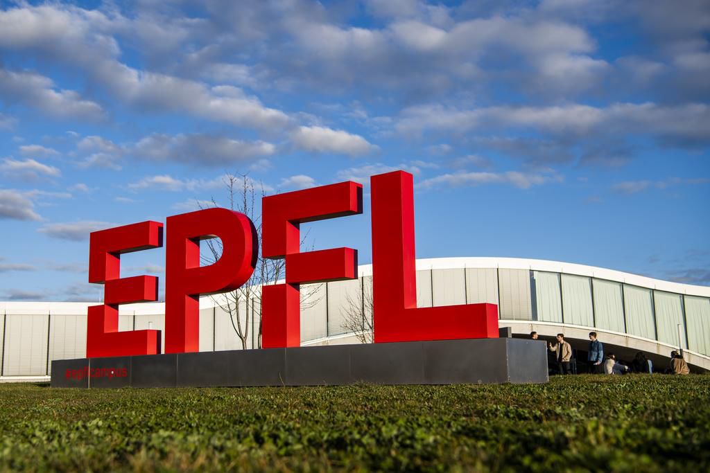 Encyclopédie collective en ligne - L’EPFL a renforcé sa présence sur ...
