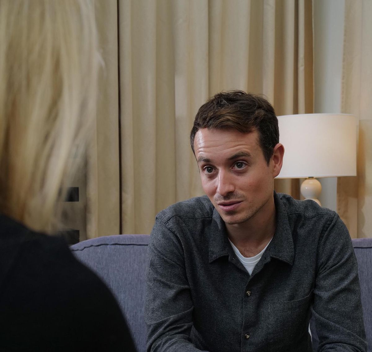 Sur le front - Hugo Clément, le journaliste militant au service de la ...