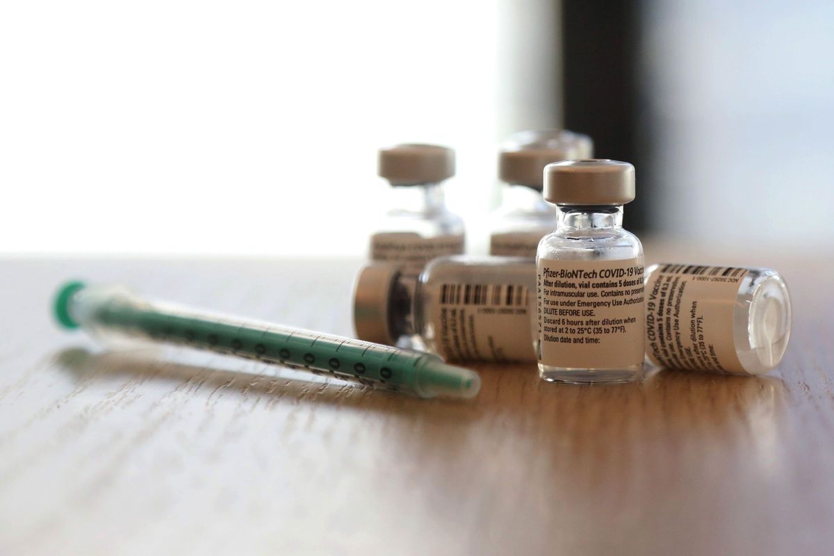 Jetzt in Moderna oder BioNTech investieren? | Finanz und Wirtschaft