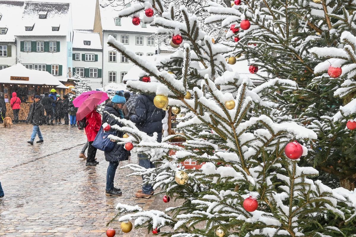 Wintereinbruch zum Wochenende: Erster Schneefall schürt Hoffnung auf ...