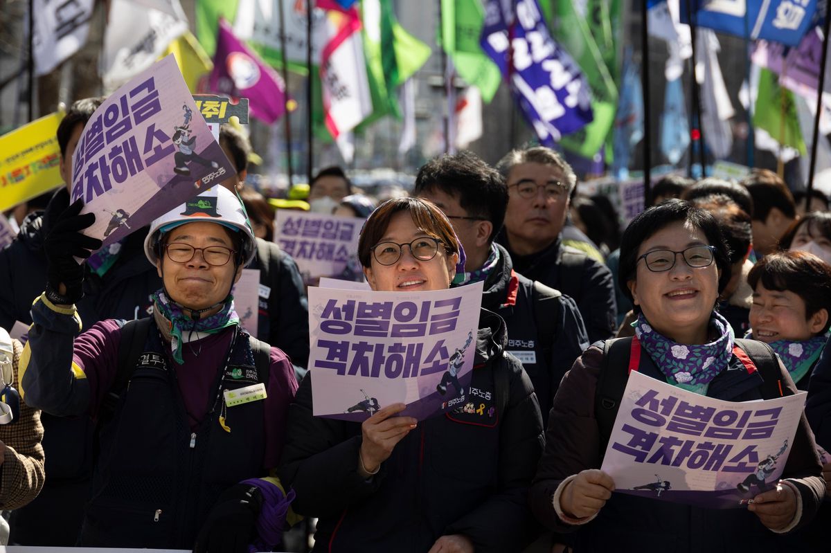 4B: Protest der südkoreanischen Feministinnen erreicht Westen | Basler ...