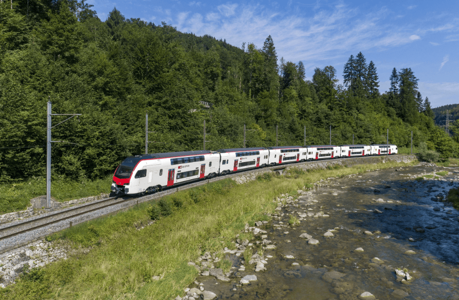CFF: Les trains tout neufs rouleront d’abord en Suisse alémanique - Le ...