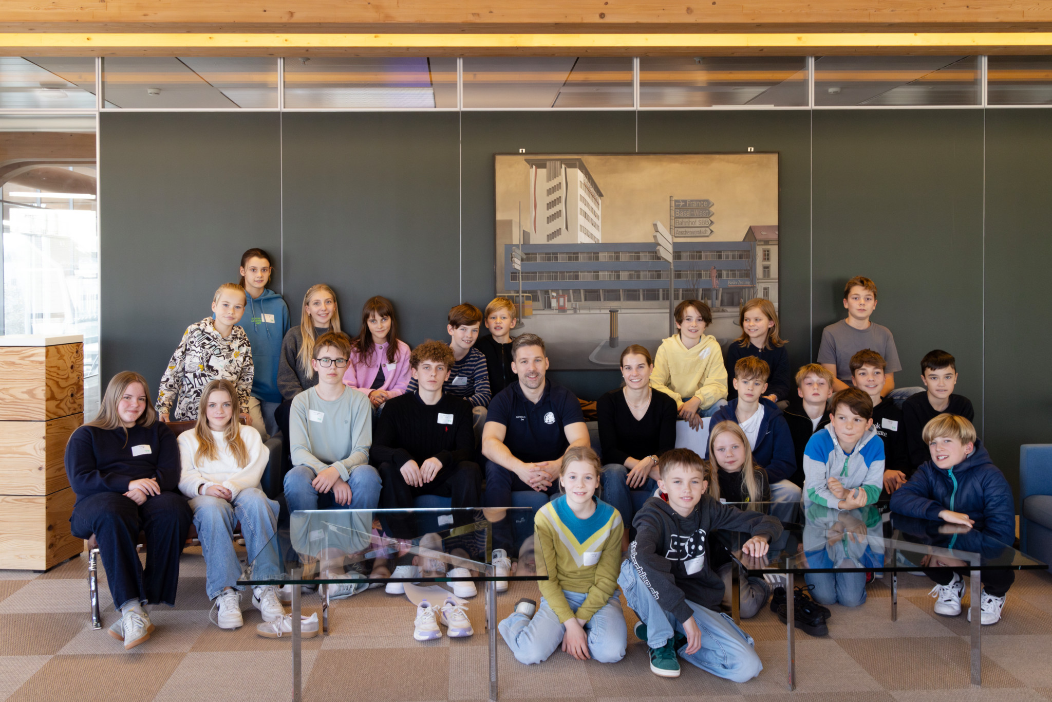 Zukunftstag: Kinder befragen Wasserspringerin Michelle Heimberg