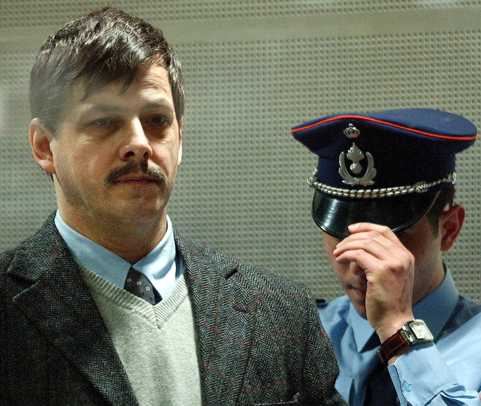 Belgien: Ex-Frau von Mädchenmörder Marc Dutroux kommt vollständig frei ...