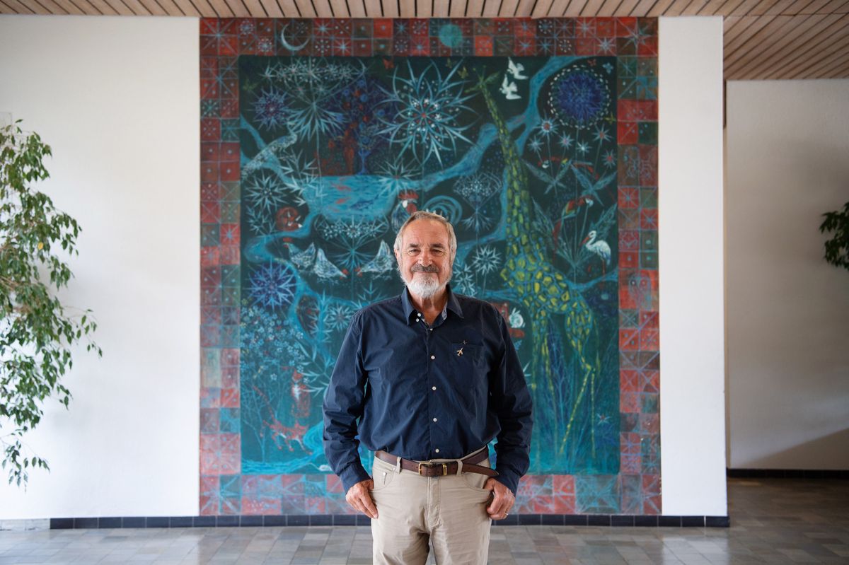 Wie Pitschi-Zeichner Hans Fischer (fis) in Kollbrunn ein Wandbild schuf ...