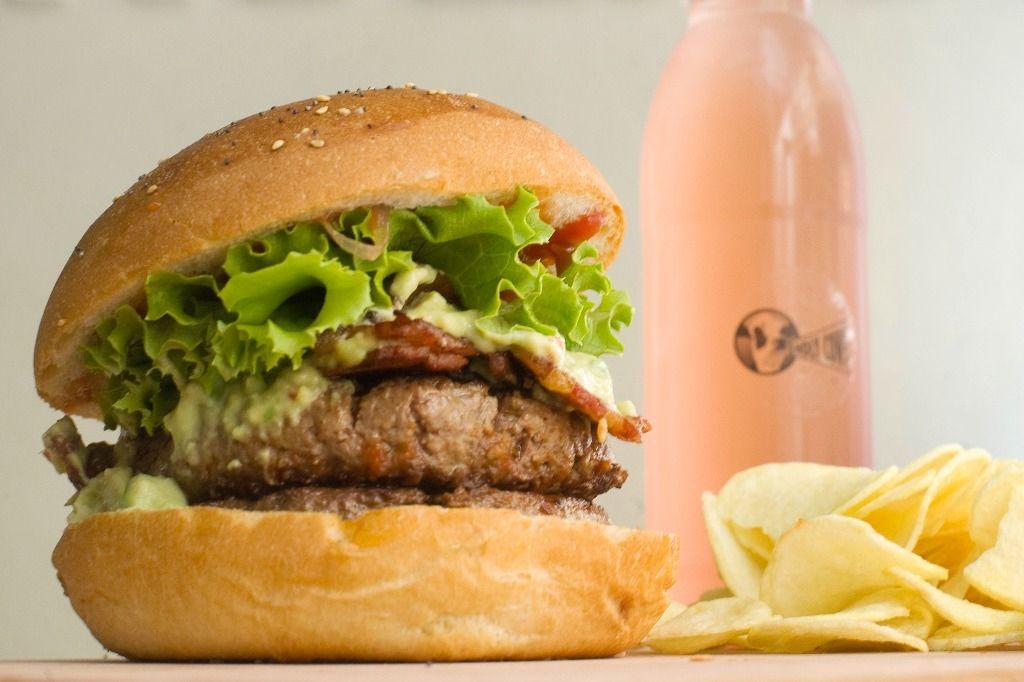 Le hamburger artisanal, nouveau roi dans le paysage gastronomique ...