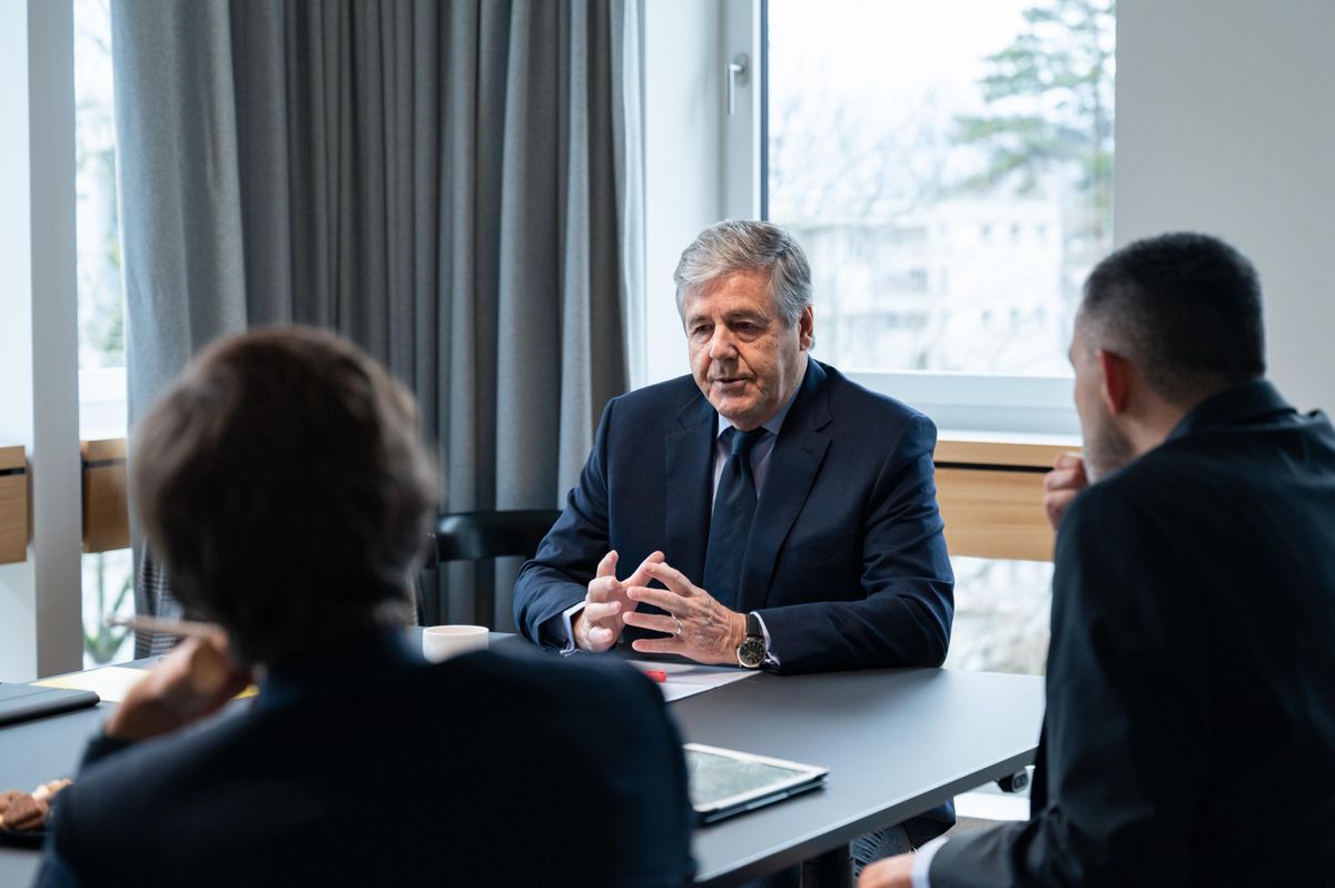 Joe Ackermann zum CS-Kollaps: Spitzenbanker spricht Klartext | Berner ...