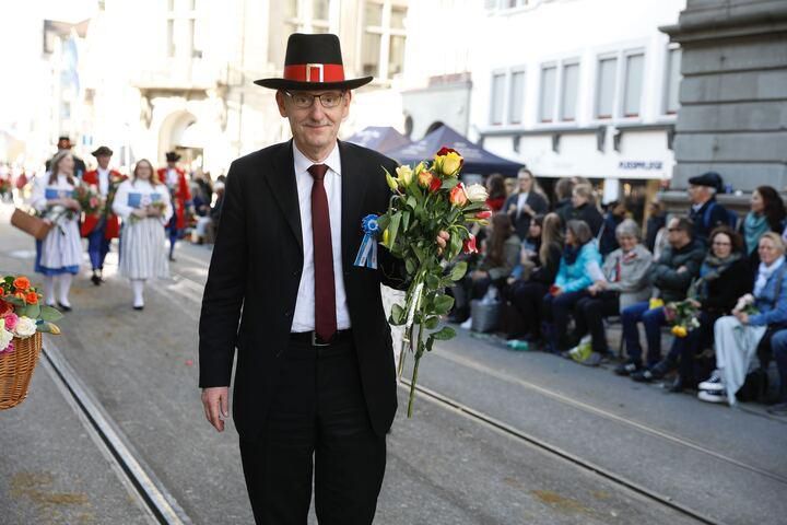 Der Liveticker vom Sechseläuten zum Nachlesen: Der Böögg braucht 57 ...