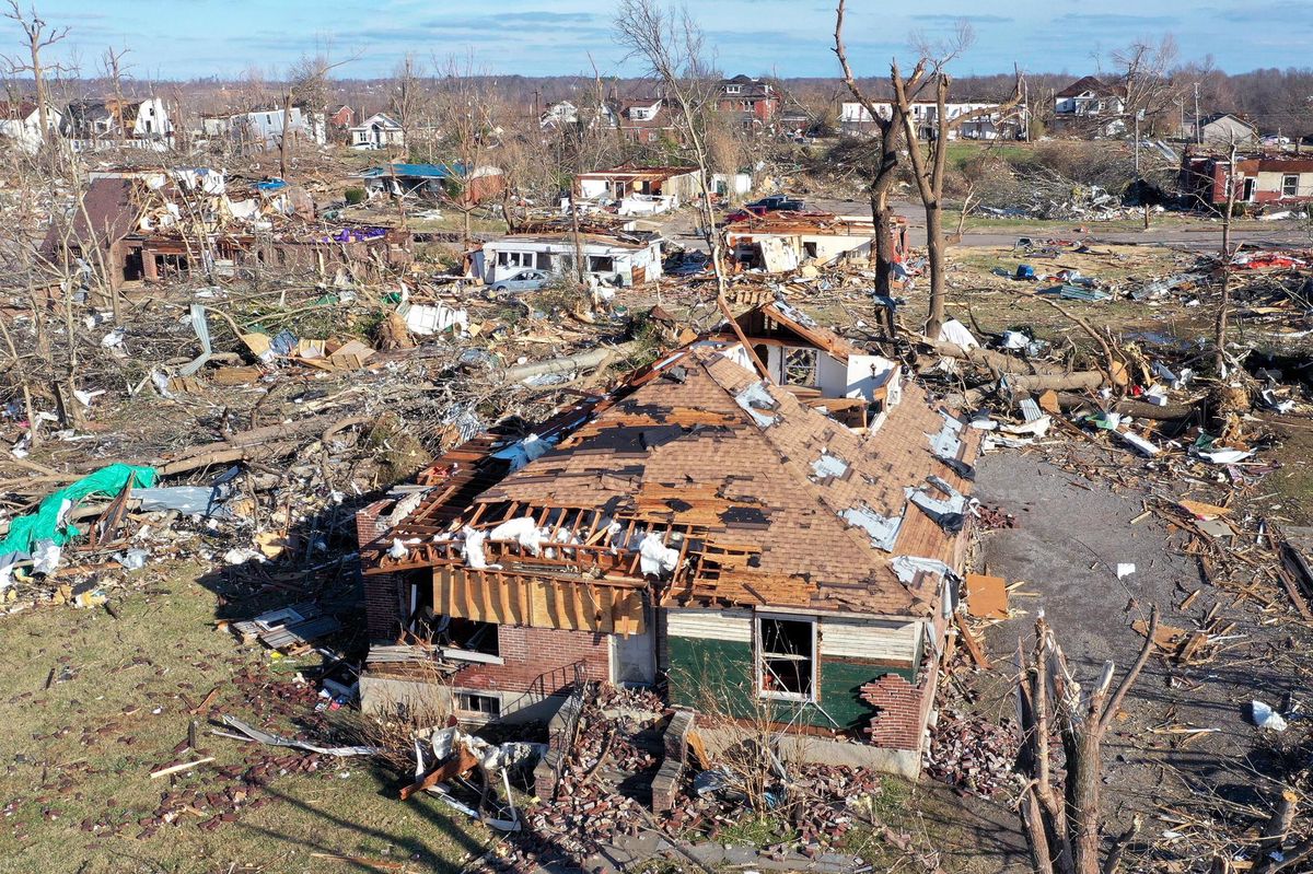 Catastrophe naturelle – Au moins 83 morts lors des tornades qui se sont abattues sur les Etats ...