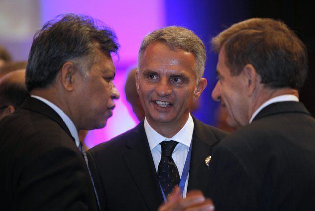 Didier Burkhalter visite un jardin d'enfants à Bangkok | Tribune de Genève