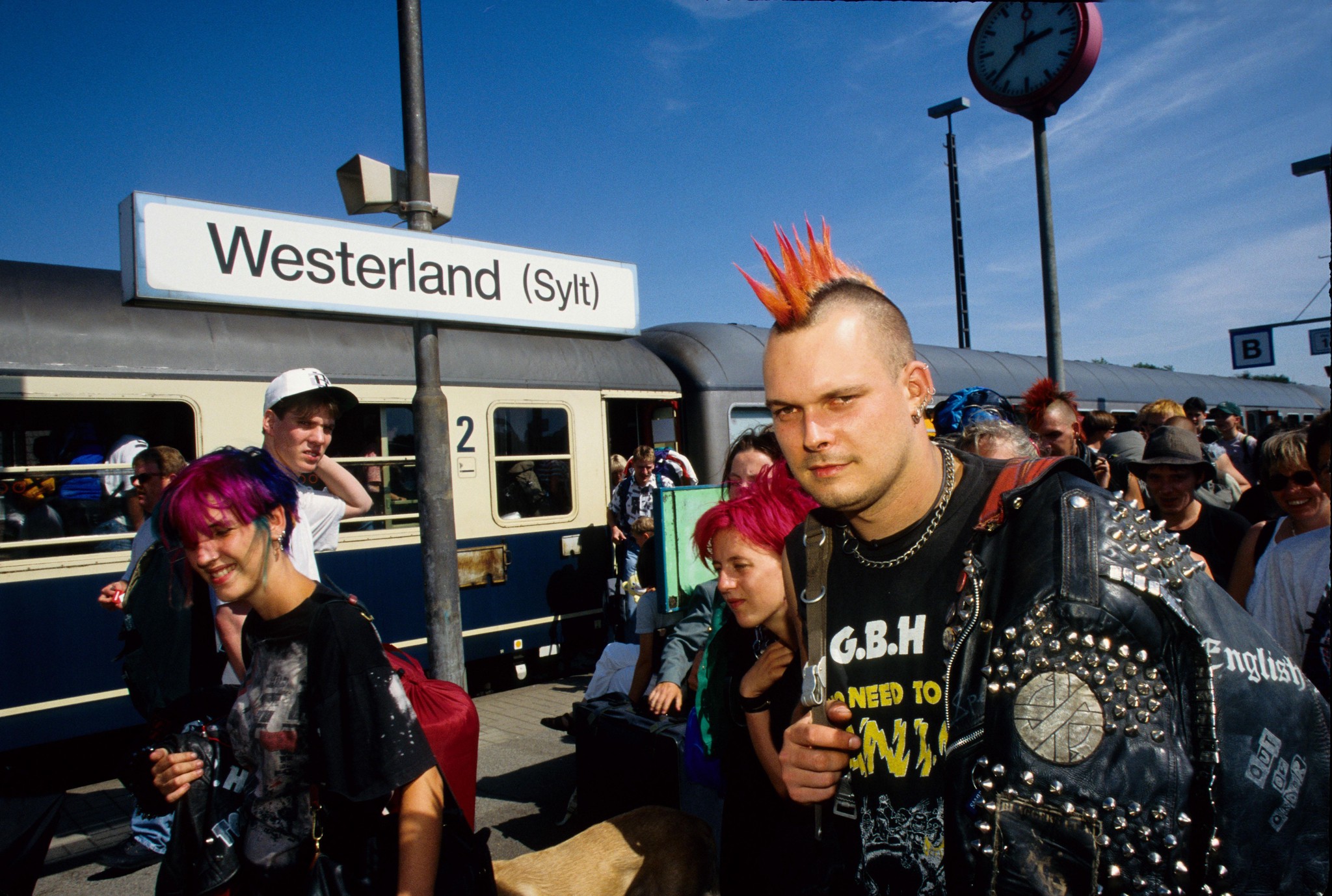 Günstiges «9-Euro-Ticket» – Überfüllte Bahnhöfe und Punks auf Sylt ...