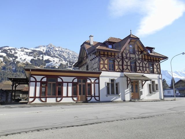 BLS bezieht alten Bahnhof in Frutigen | Berner Zeitung