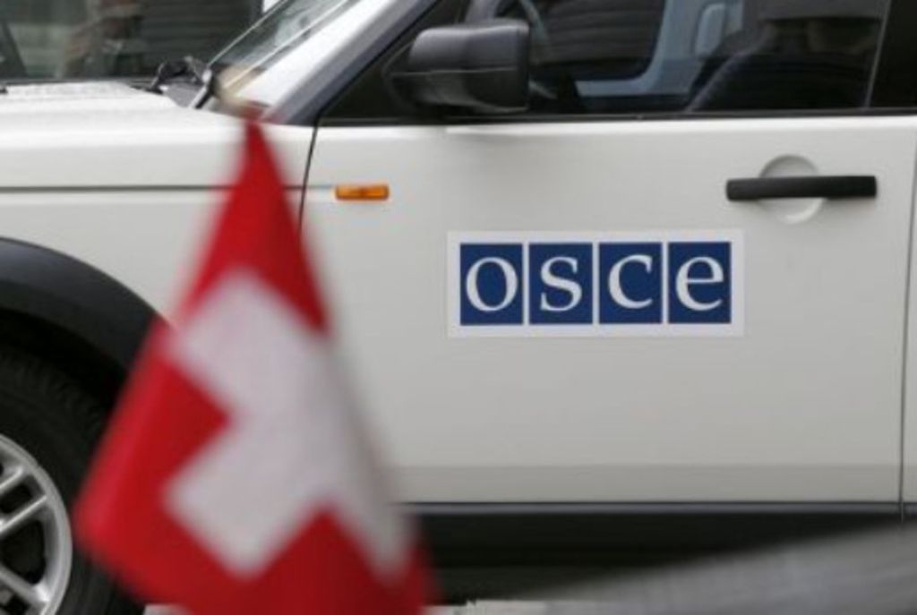 Quatre voitures de l'OSCE détruites à Donetsk | 24 heures