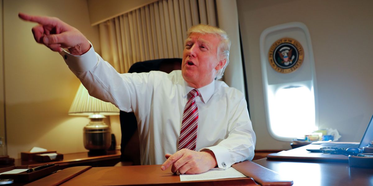 WEF in Davos: Air Force One mit Trump an Bord muss umkehren