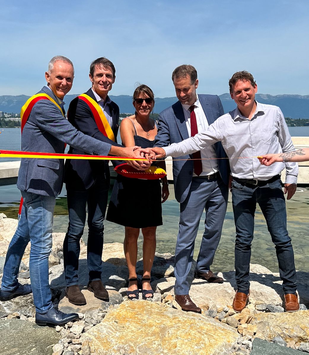 Cologny: un nouveau spot de baignade inauguré | Tribune de Genève