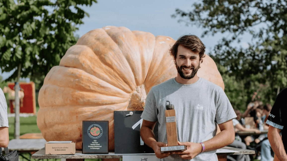 Légumes gigantesques: Un Vaudois remporte le concours de la plus grosse ...