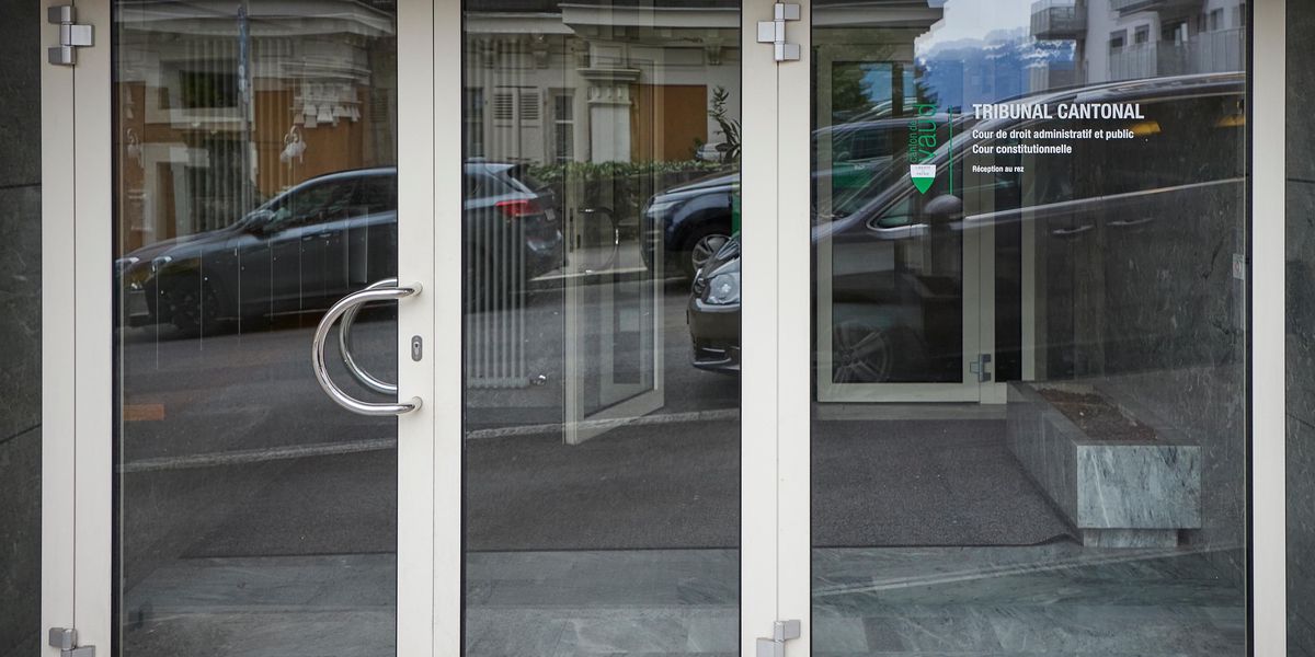 Vaud: dix ans et pas de CFC, il est renvoyé de Suisse | 24 heures