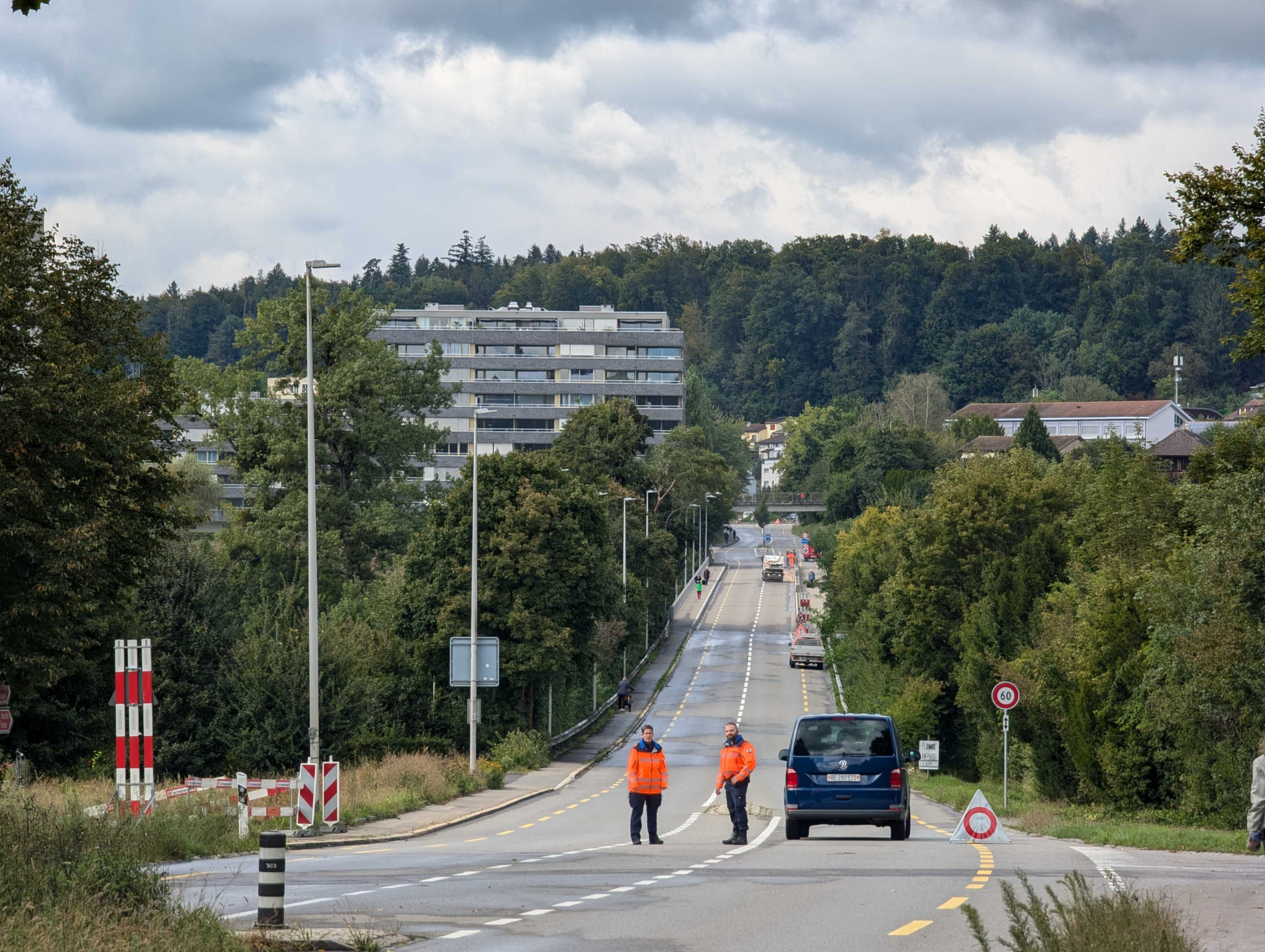 Unfall in Hinterkappelen: Motorradfahrerin kritischem Zustand | Berner ...