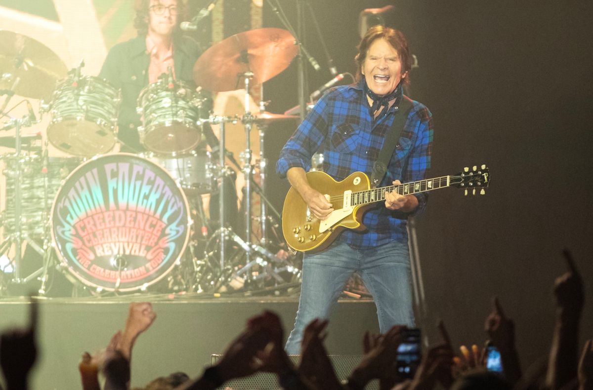 John Fogerty à Guitare en Scène, légendaire et fier de l’être | Tribune ...