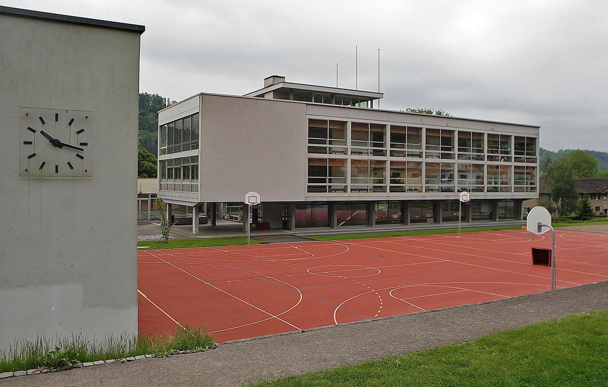 Lehrkräftemangel spitzt sich zu: Berner Schulen müssen sich neu ...