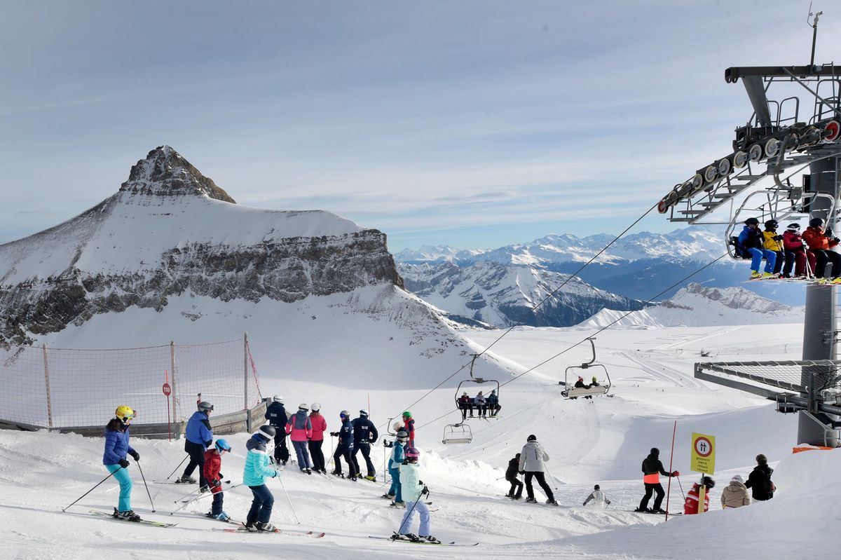 Ski aux Diablerets: Entre Le Carnotzet et la neige, Glacier 3000 fait ...