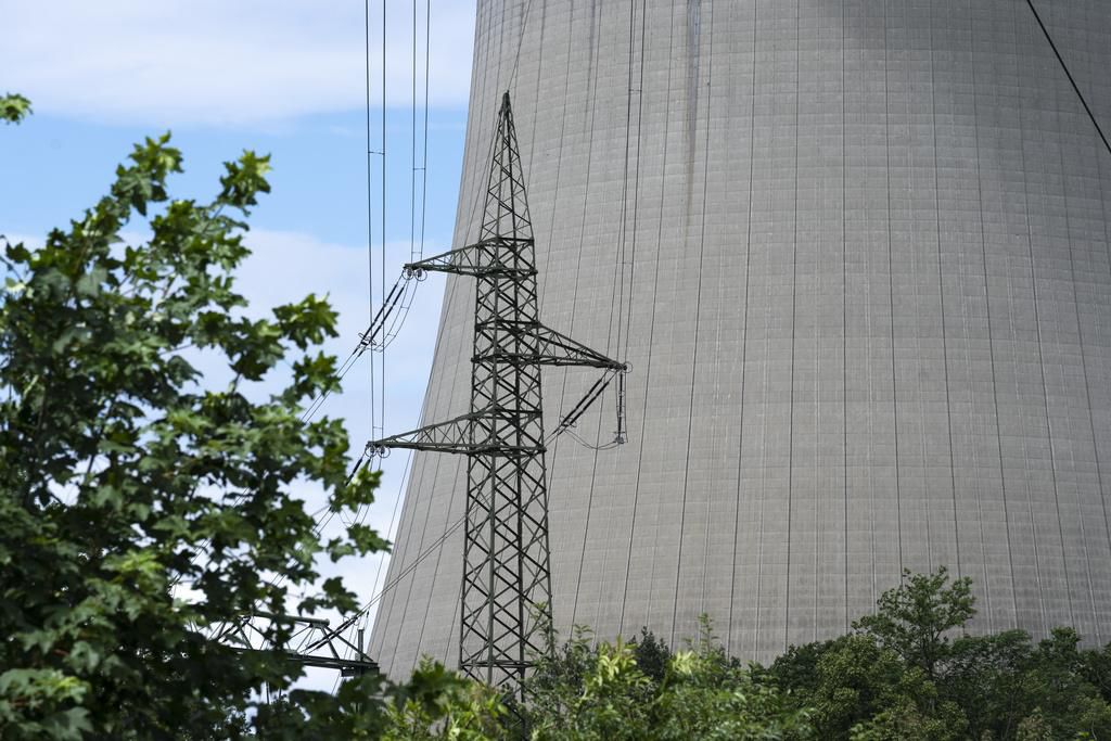 «En cas d’extrême urgence»: Berne pourrait utiliser des centrales ...