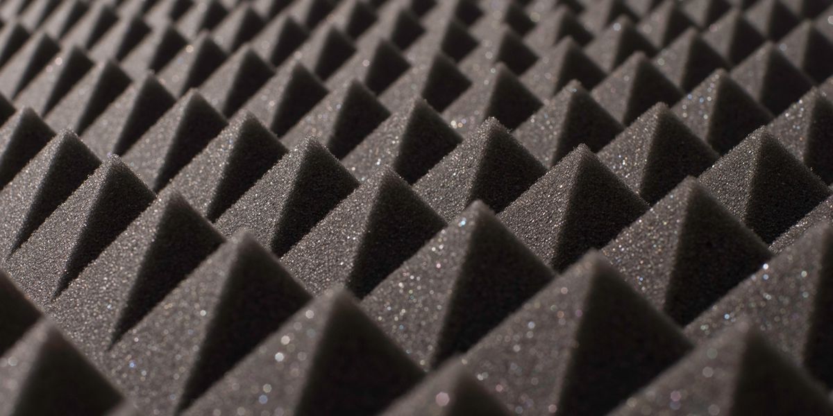 Crans Montana: Brandschutz und Schallabsorption vereinbar?