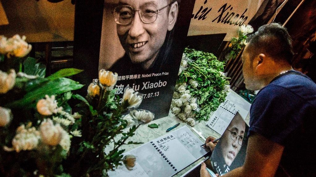 Schweiz reagiert «mit tiefer Trauer» auf den Tod von Li Xiaobo | Der Bund