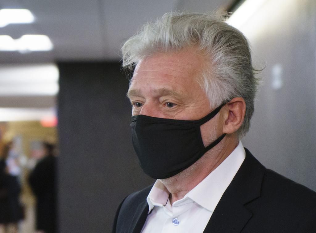 Montréal – L’ex-producteur Gilbert Rozon doit répondre de viol ...