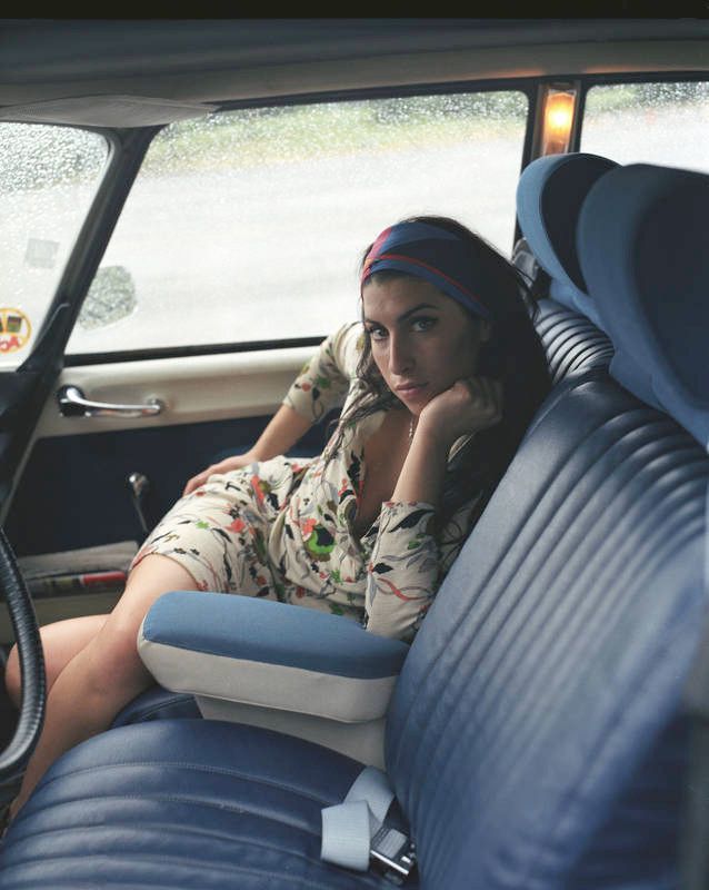 «In Her Words»: Die kurze Zeit der unbeschwerten Amy Winehouse | Berner ...