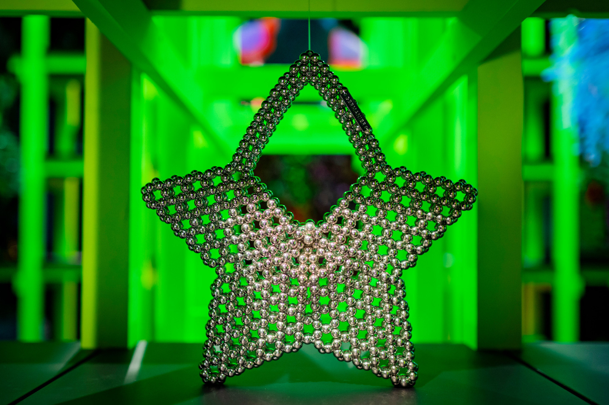 Mudac: Kévin Germanier, le prodige de la mode suisse, s’expose